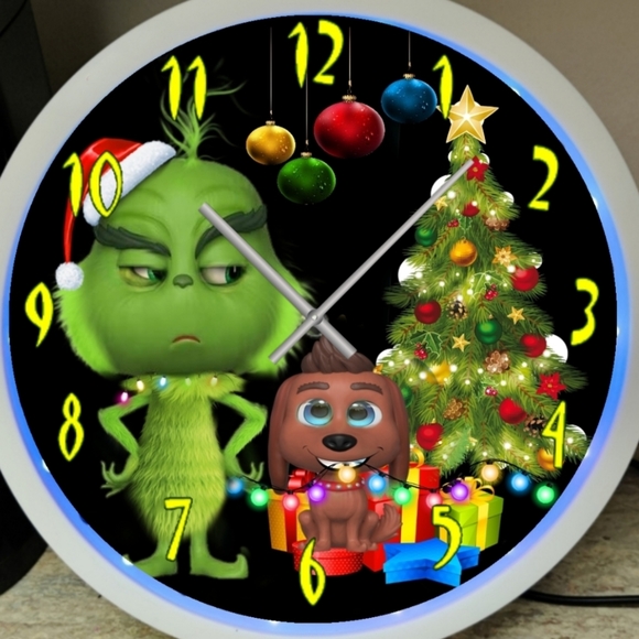Grinh n Max | Wall Decor | Grinch N Max Clock | Poshmark
